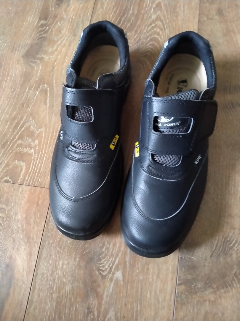 Safety shoe, Men's Fashion, Footwear, Boots on Carousell