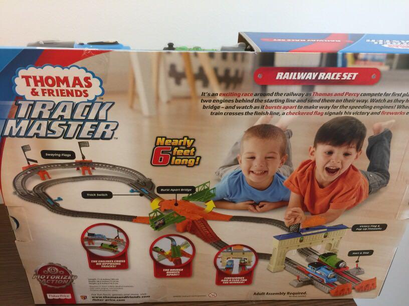 Thomas and friends trackmaster motorized railway race set, Hobbies ...