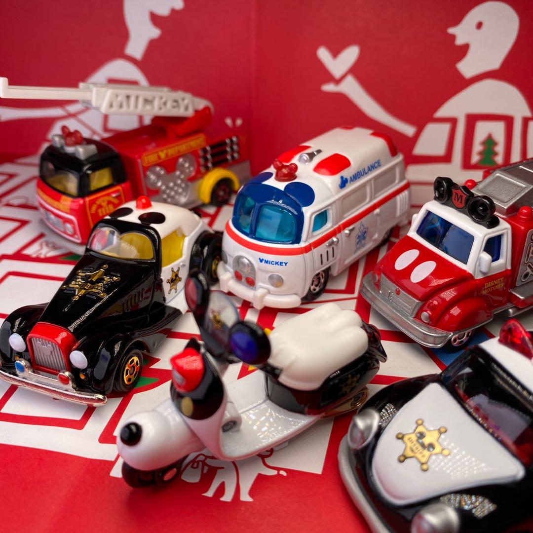 Tomica DM-17 Caspals Fire Truck Mickey Mouse Disney Motor 米奇老鼠 消防車 迪士尼, 興趣及遊戲, 玩具 & 遊戲類 - Carousell