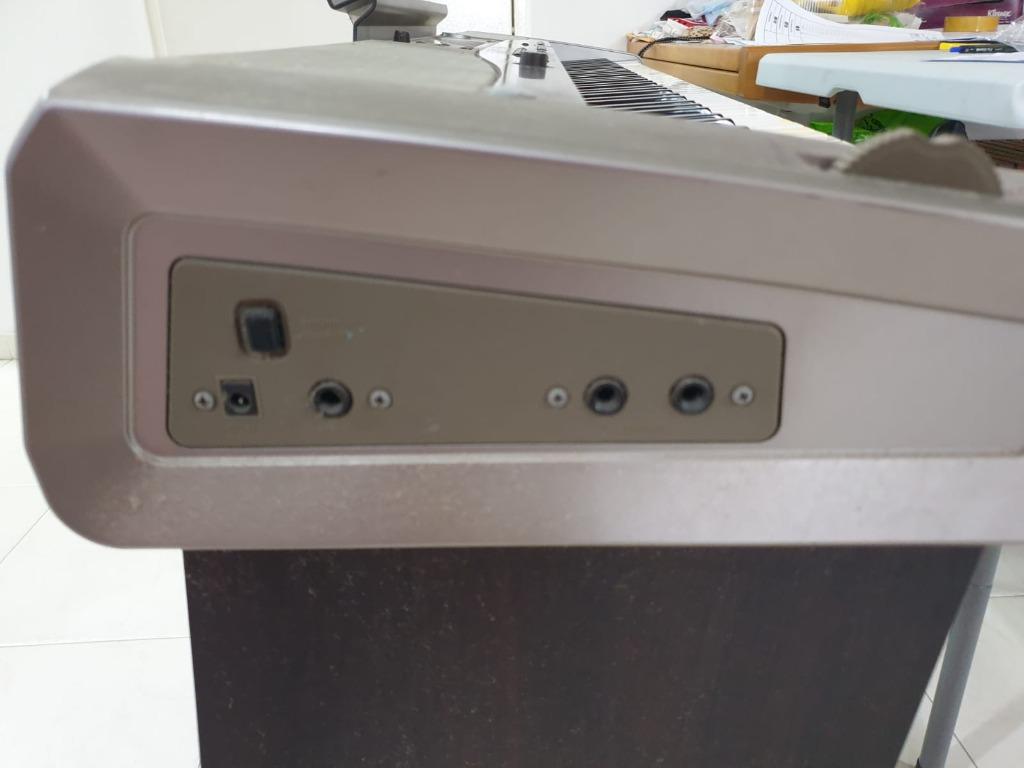 Casio PX-400R Privia Piano Faulty, Hobbies & Toys, Music & Media ...