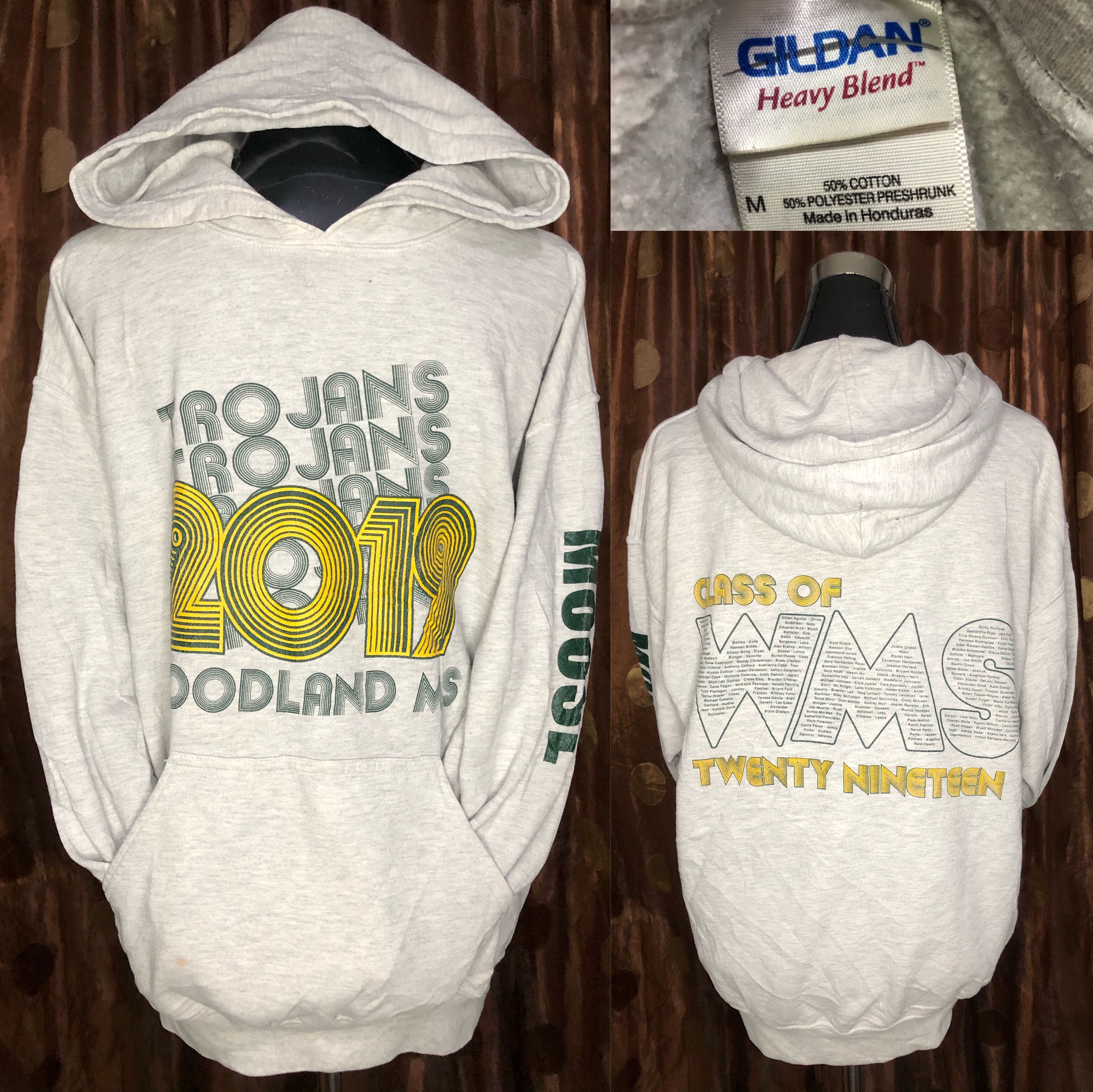 Gildan Hoodie Jacket, Men's Fashion, Tops & Sets, Hoodies on Carousell