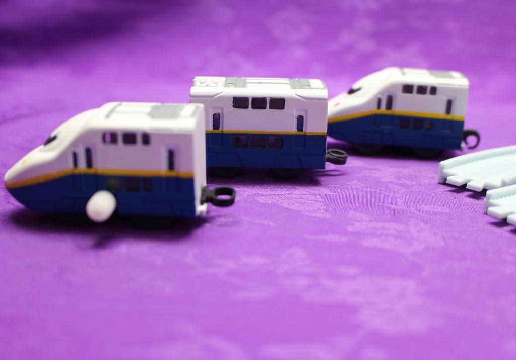 JM05 - NOS Yujin Gashapon Plarail Mini Toy Diorama Train w Tracks ...