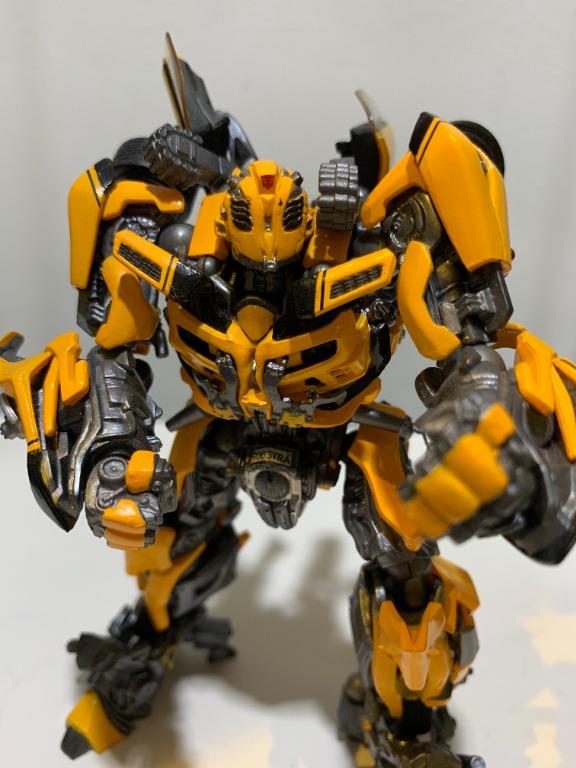 revoltech bumblebee