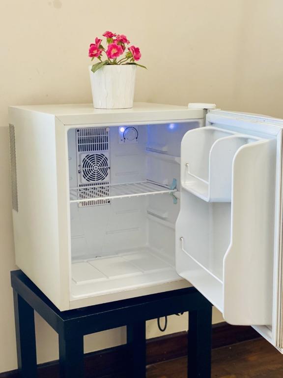 Mini Fridge + Table Stand, TV & Home Appliances, Kitchen Appliances ...