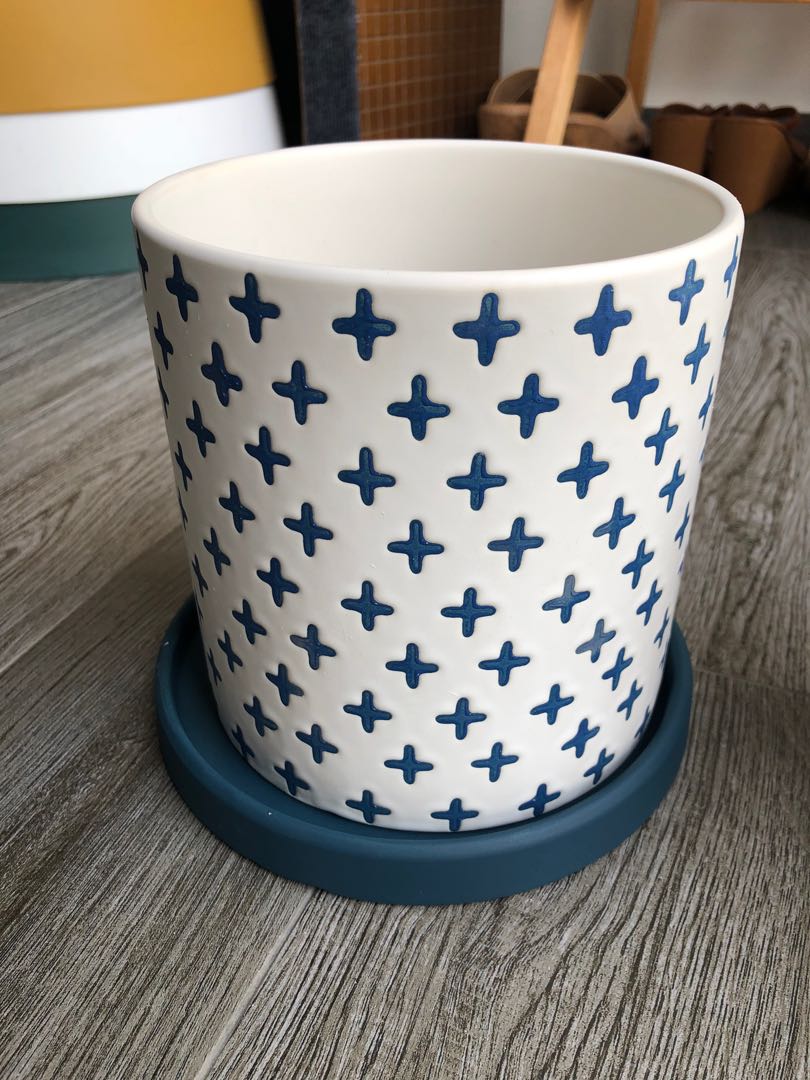 New simple nordic design pot with plate, Furniture & Home Living ...