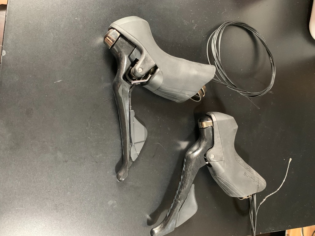 Shimano Ultegra R8000 Mechanical Shifter 1 Pair, Sports Equipment ...