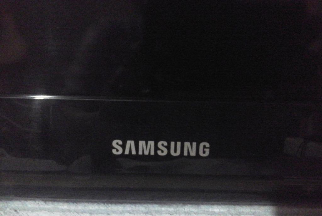 32 inches SAMSUNG LCD TV ( No Power ), TV & Home Appliances, TV ...