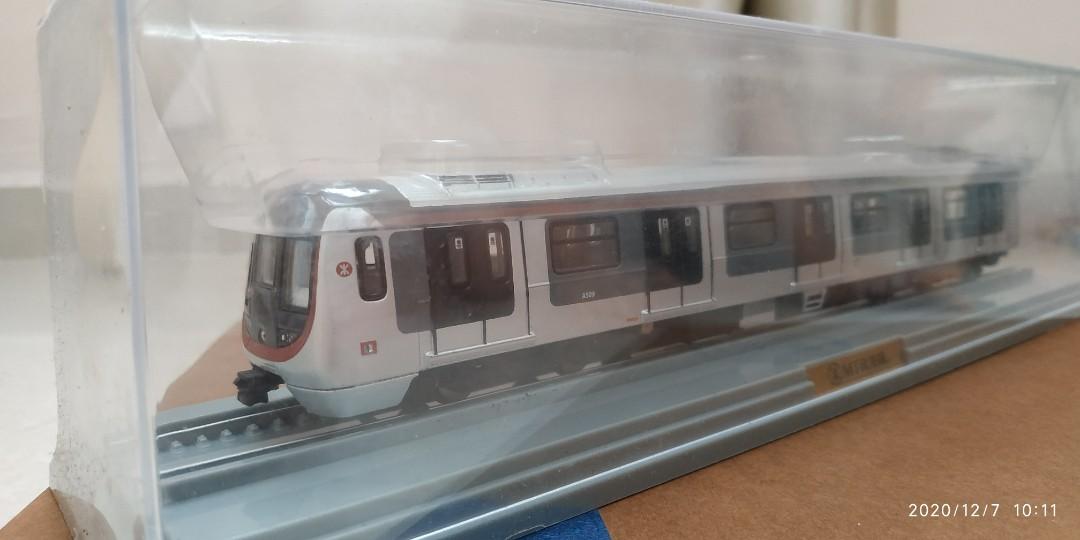 Commemorative South Island line train model (1:87), Vintage ...