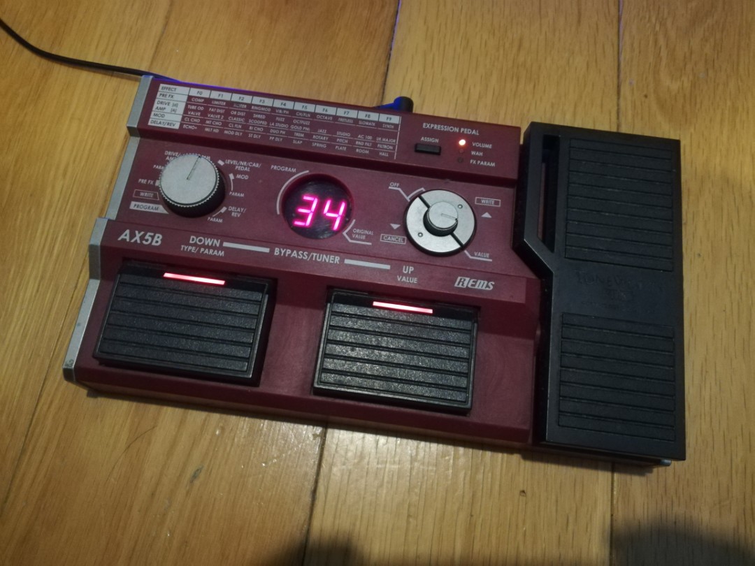 Korg AX5B Bass Multi Effects Expression Pedal Tone Works, Hobbies ...