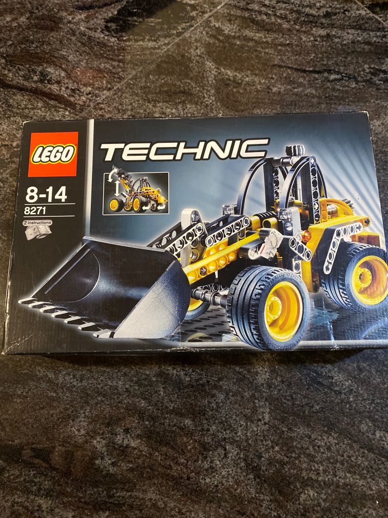 Lego Technic Wheel loader, Toys & Games, Bricks & Figurines on Carousell