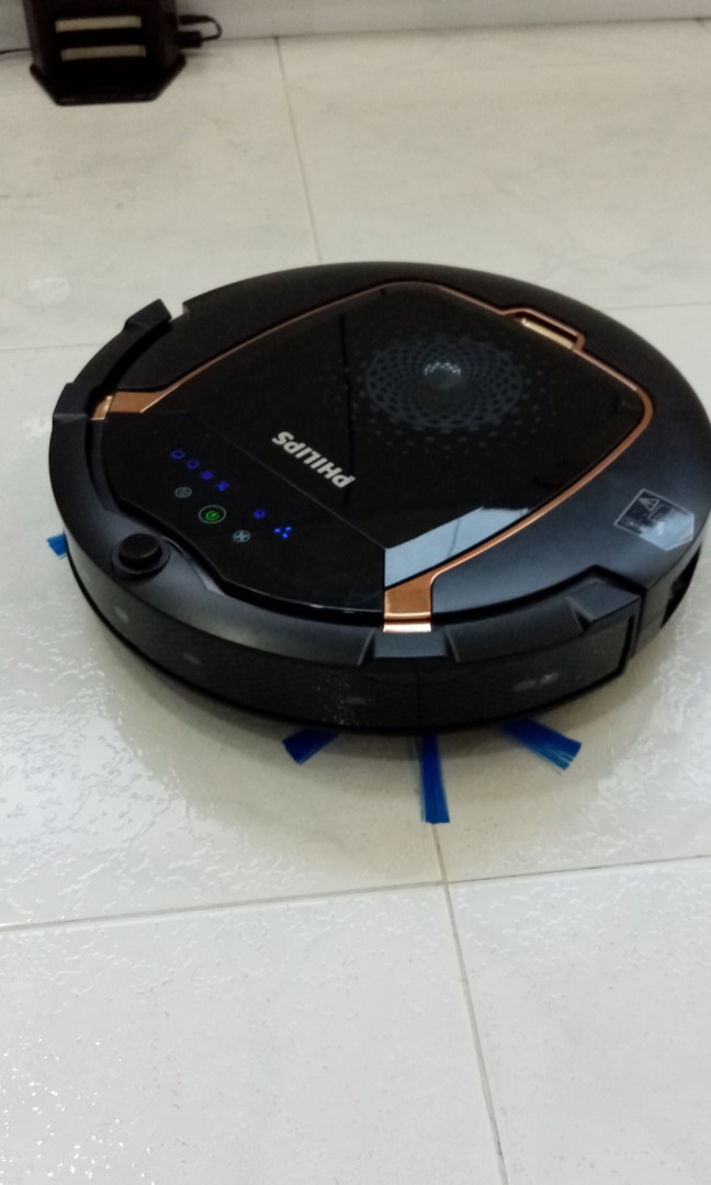 Robot vacuum Philip FC8820/01, TV & Home Appliances, Vacuum Cleaner ...