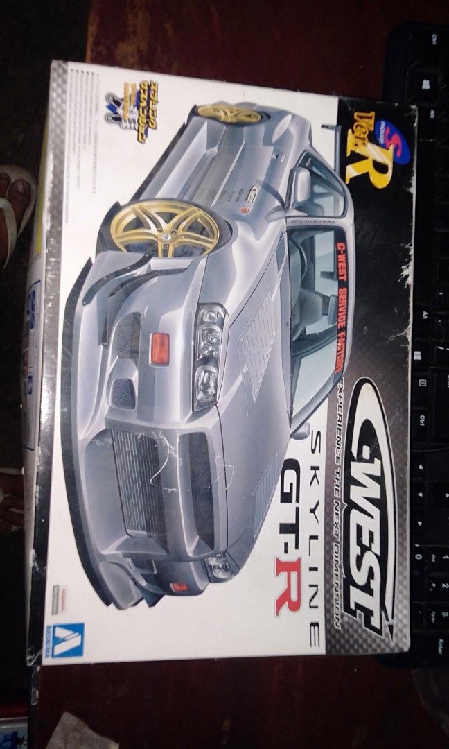 Aoshima skyline model kit, Hobbies & Toys, Toys & Games on Carousell