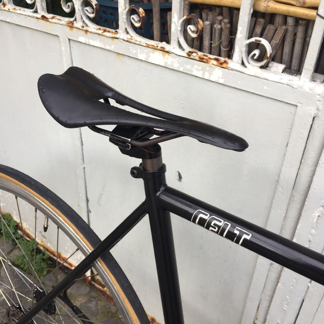 CELT Fixed Gear Bike, Sports Equipment, Bicycles & Parts, Bicycles on Carousell