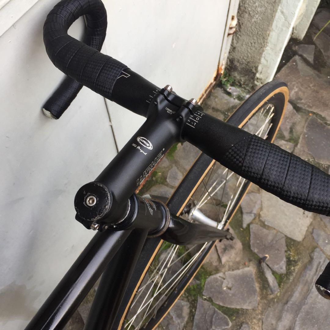 CELT Fixed Gear Bike, Sports Equipment, Bicycles & Parts, Bicycles on Carousell