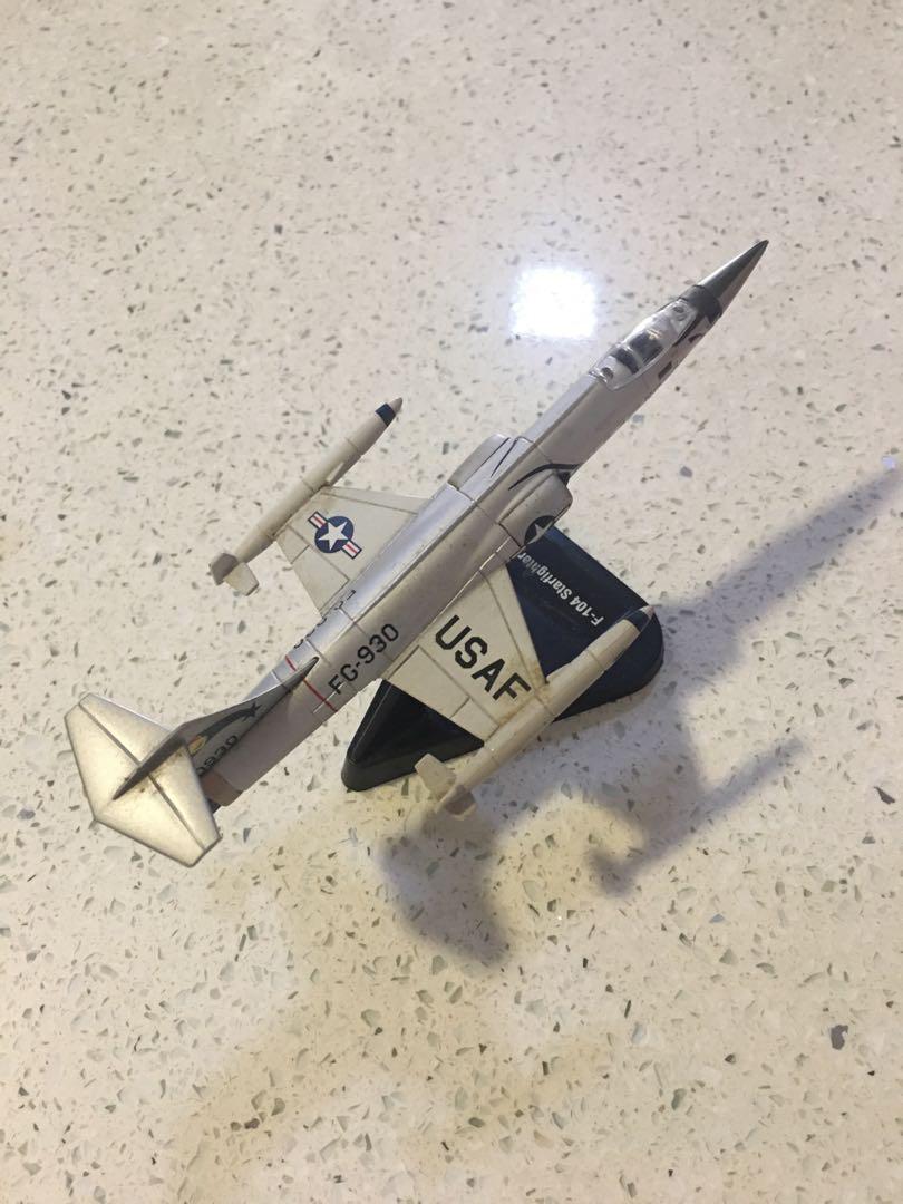 F-104 Starfighter Model Airplane USAF FG-930, Hobbies & Toys ...