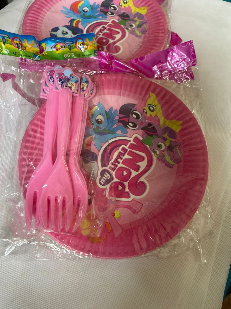 My little pony disposal plate and fork, Everything Else on Carousell