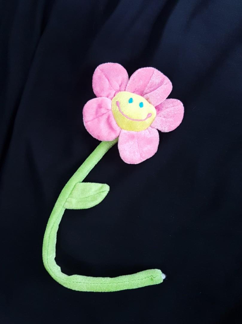 Smiley Flower soft toy in pink, Hobbies & Toys, Toys & Games on Carousell