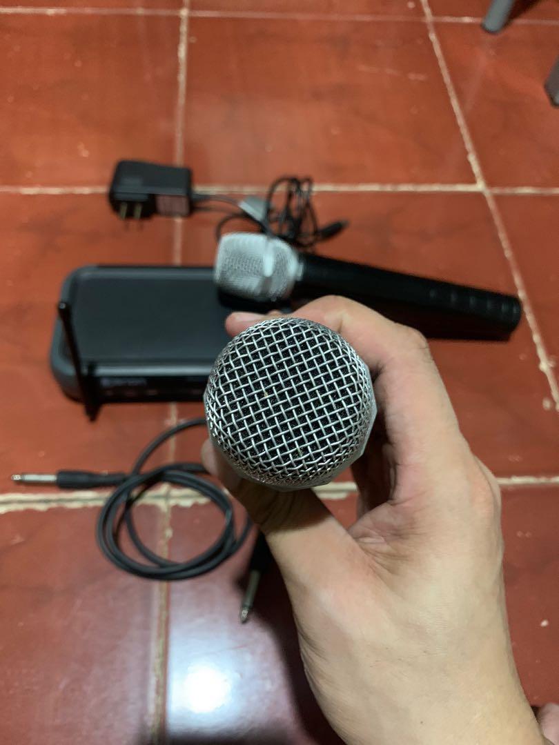 Xenon VHF Wireless Microphone, Audio, Microphones on Carousell