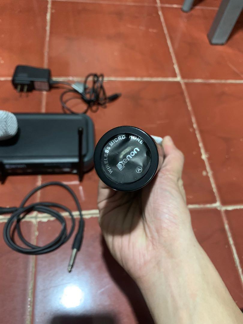 Xenon VHF Wireless Microphone, Audio, Microphones on Carousell
