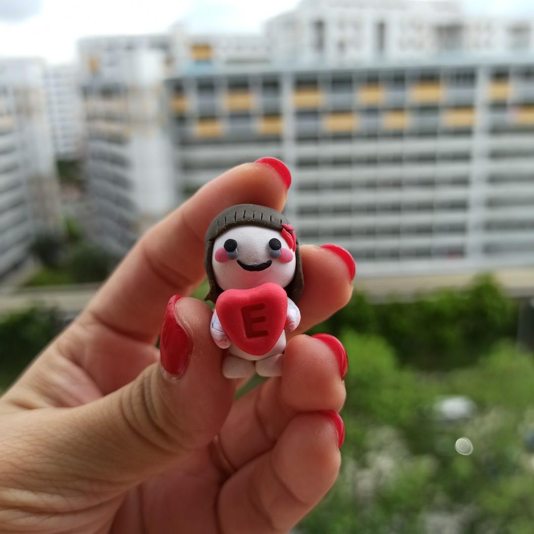 Doraemon Minion Lil Bean Chip and Dale Crayon Shin Chan Display ...