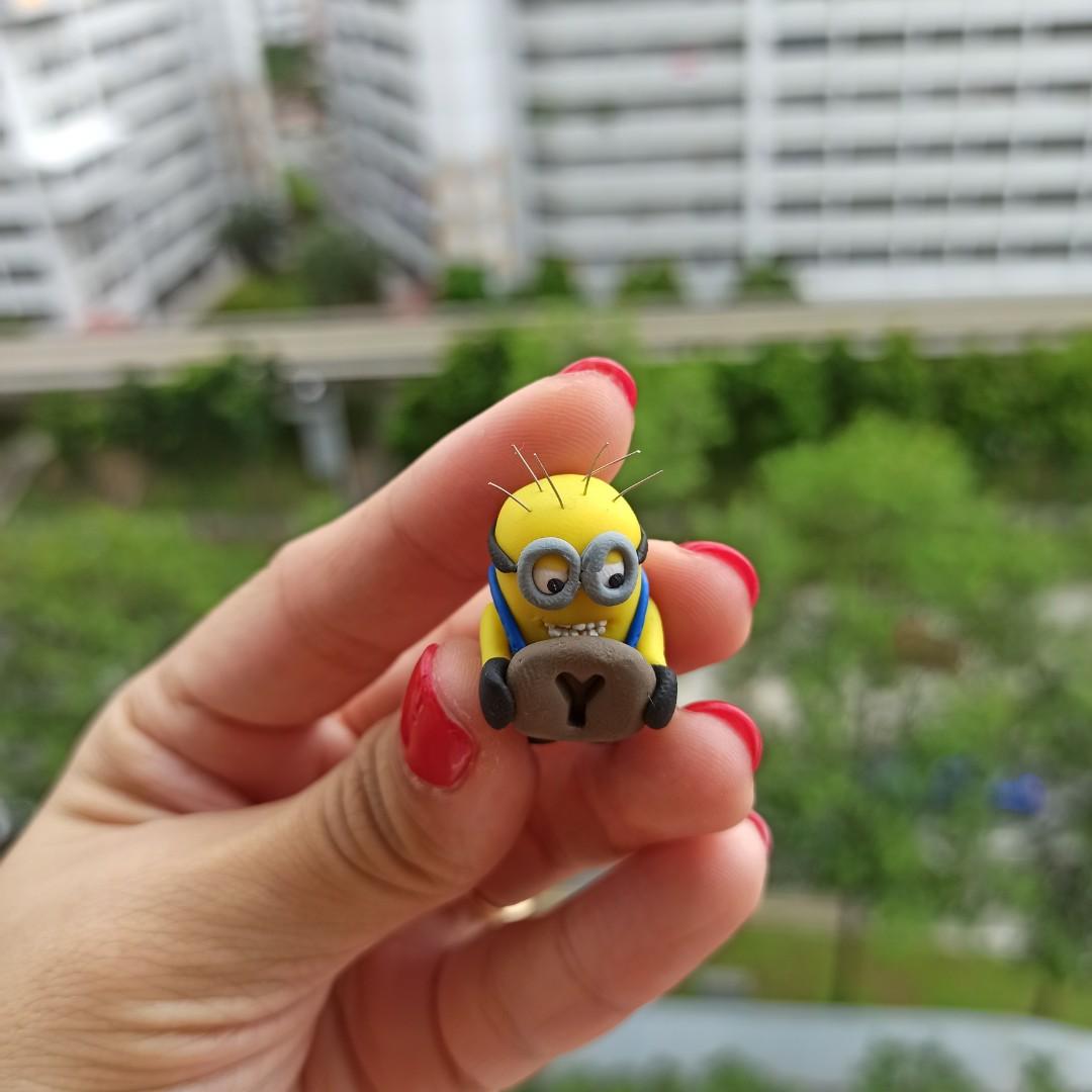 Doraemon Minion Lil Bean Chip and Dale Crayon Shin Chan Display ...