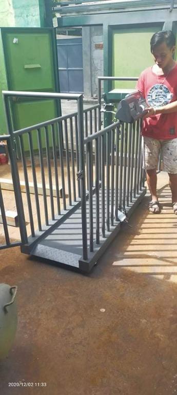 hog scale with built in printer, Computers & Tech, Office & Business ...