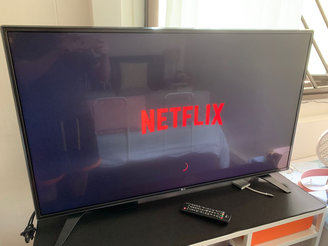LG 43 Inch Full HD Smart TV 43LH600T (table for free), TV & Home ...