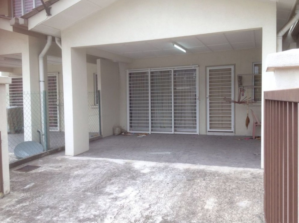 [WTR] PJ Section 14 Renovated Single Storey 4R Walk LRT, Property ...