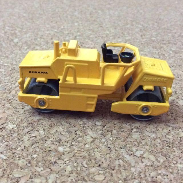 "Sold" Tomica Red Tomy Label No59 Dynapac CC21 Tomy Car, Hobbies & Toys ...