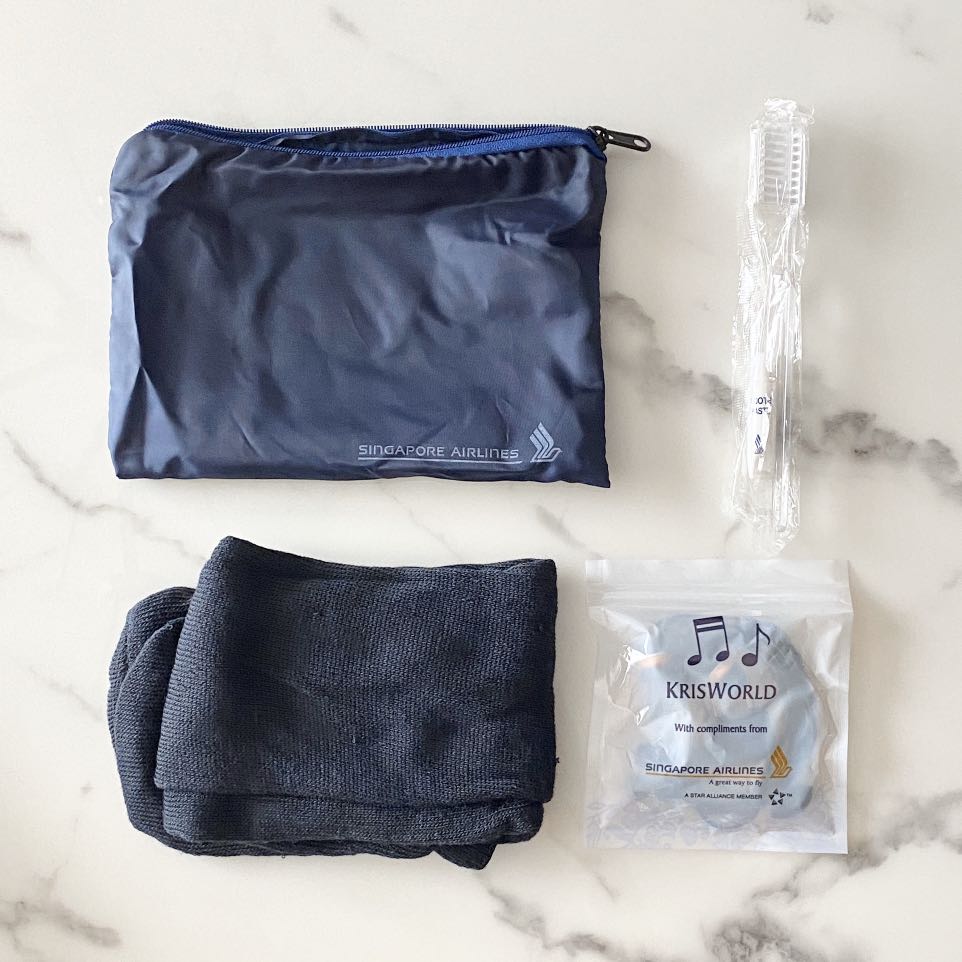 SIA Toiletries Kit (4 Sets), Hobbies & Toys, Travel, Travel Essentials ...