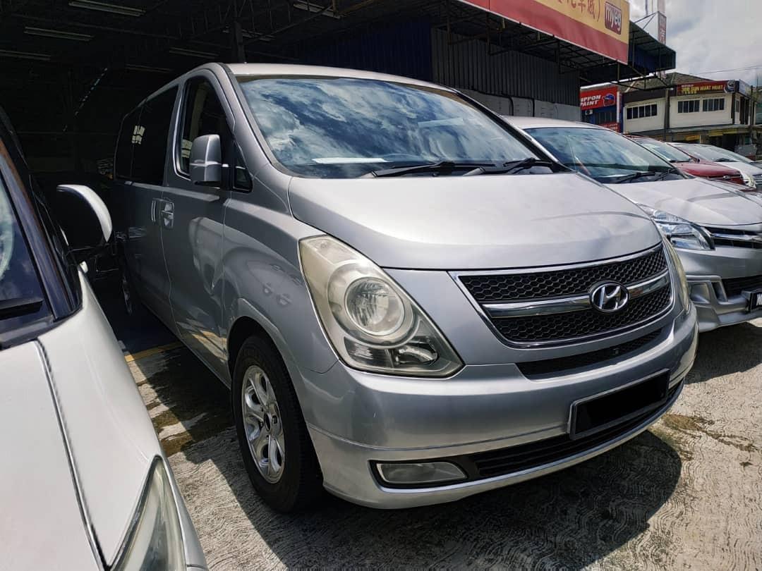 HYUNDAI STAREX 2.5AT TURBO, Cars, Cars for Sale on Carousell