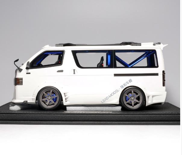 1/18 DreamWalker Toyota Hiace D550 MPV, Car Accessories, Accessories on ...