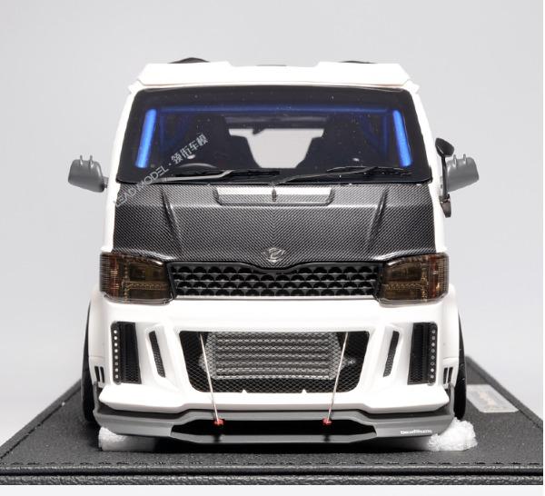 1/18 DreamWalker Toyota Hiace D550 MPV, Car Accessories, Accessories on ...