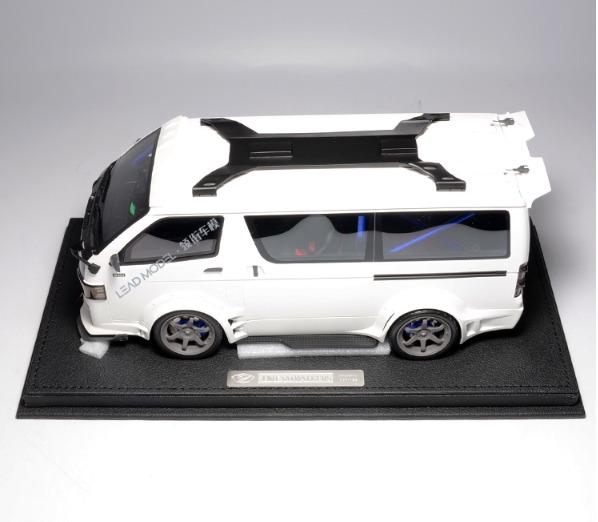 1/18 DreamWalker Toyota Hiace D550 MPV, Car Accessories, Accessories on ...