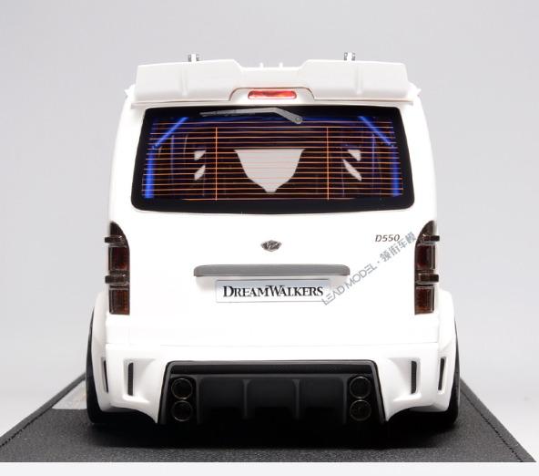 1/18 DreamWalker Toyota Hiace D550 MPV, Car Accessories, Accessories on ...