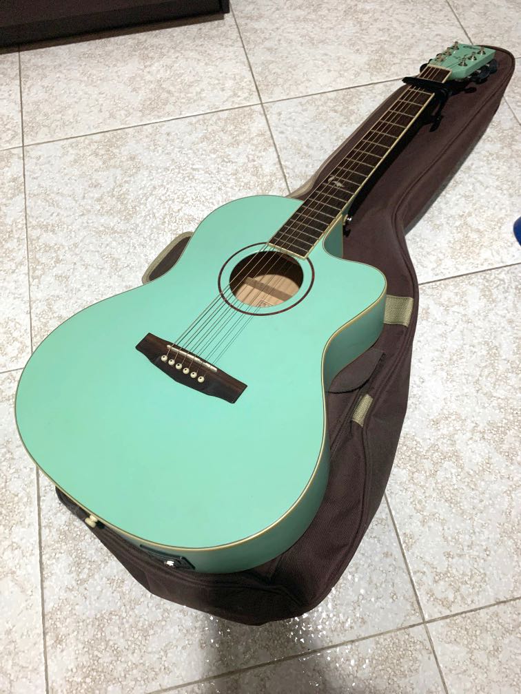 Cort acoustic guitar jade series, Hobbies & Toys, Music & Media ...