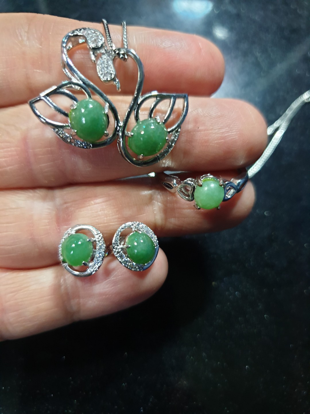 Jade Jewellery Set, Women's Fashion, Jewelry & Organisers, Precious ...