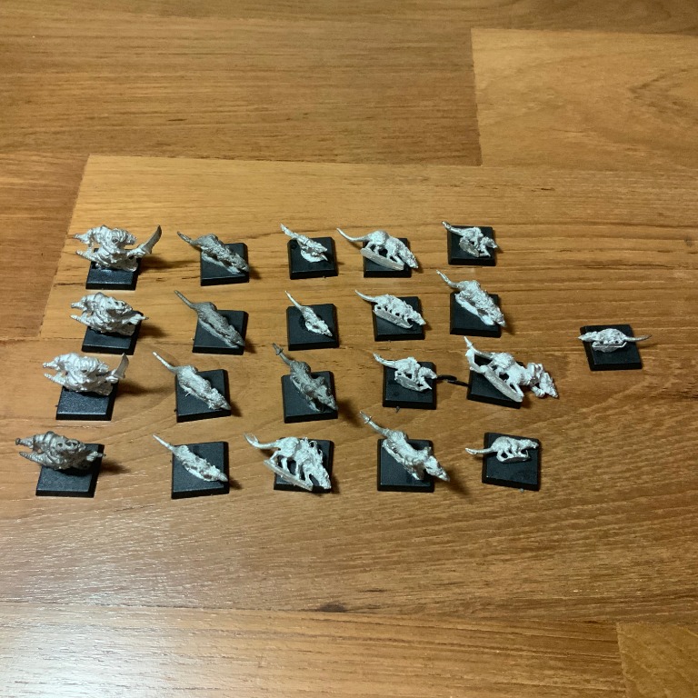 Warhammer - Skaven - Packmaster & Giant rats, Hobbies & Toys, Toys ...