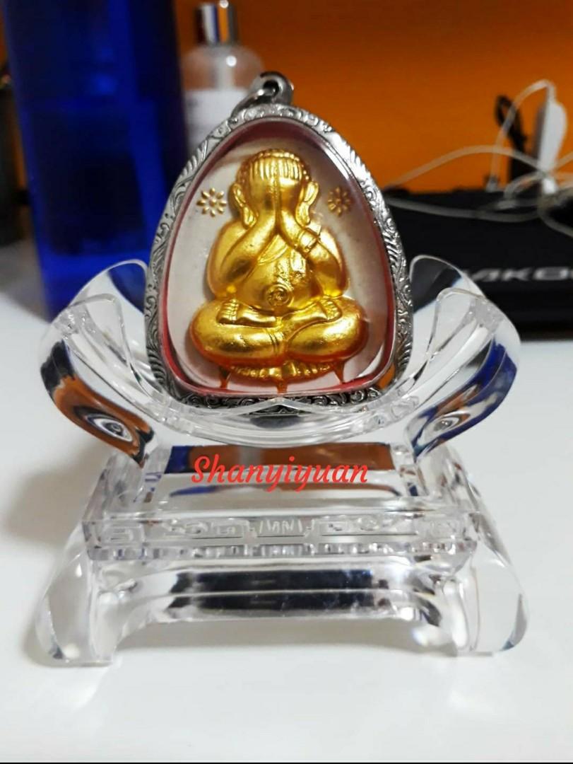 Acrylic Amulet Stands, Vintage & Collectibles, Religious Items on Carousell