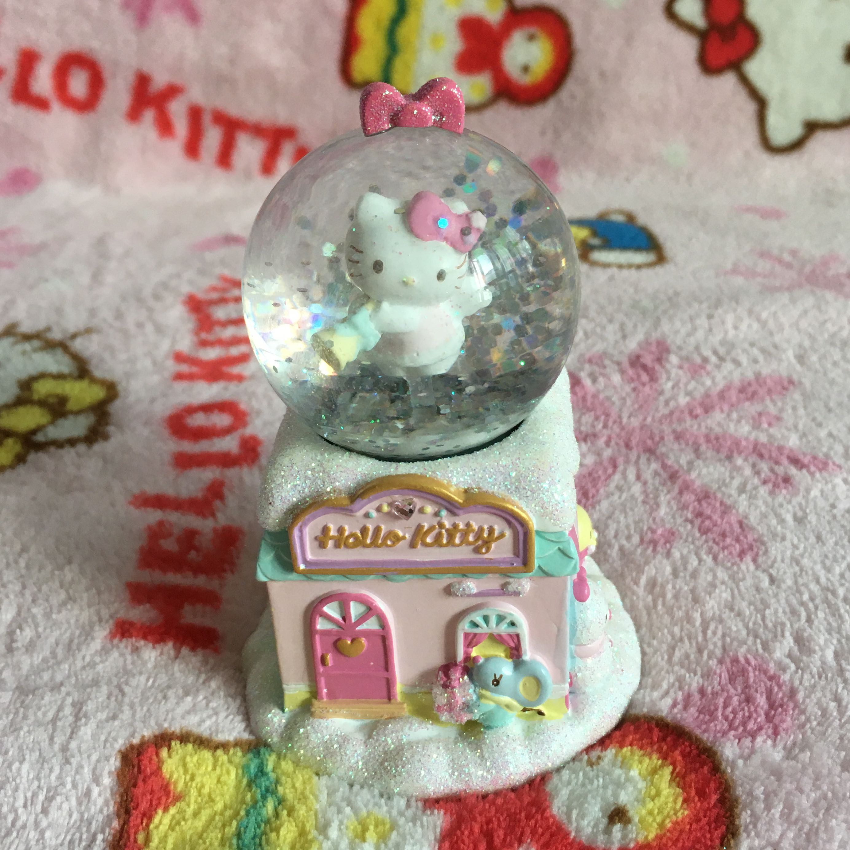Hello Kitty 2019 Snow Globe, Hobbies & Toys, Toys & Games on Carousell