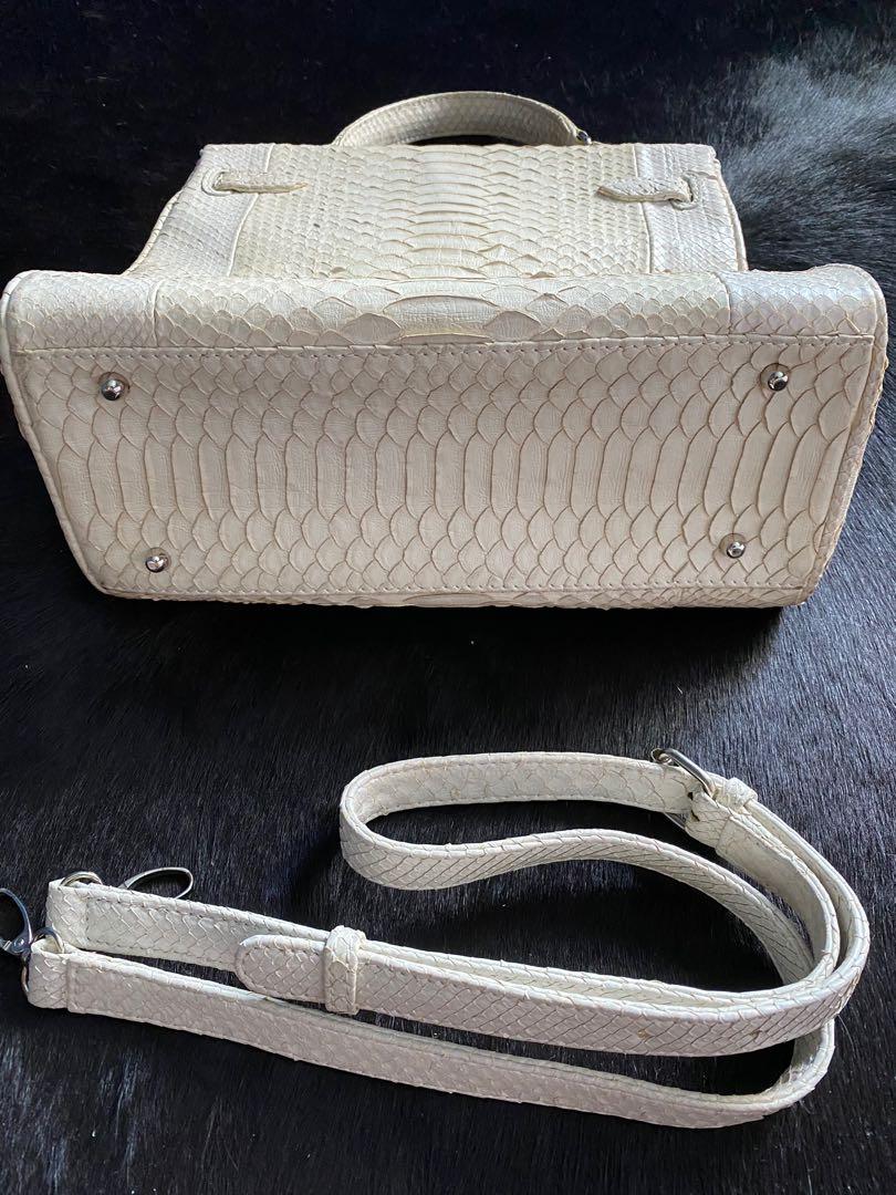 Kelly 28 Python Skin, Women's Fashion, Bags & Wallets, Cross-body Bags ...