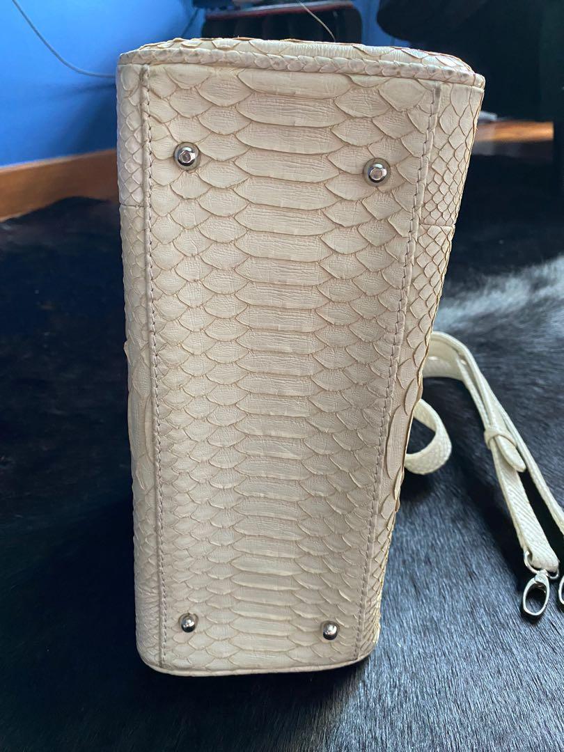 Kelly 28 Python Skin, Women's Fashion, Bags & Wallets, Cross-body Bags ...