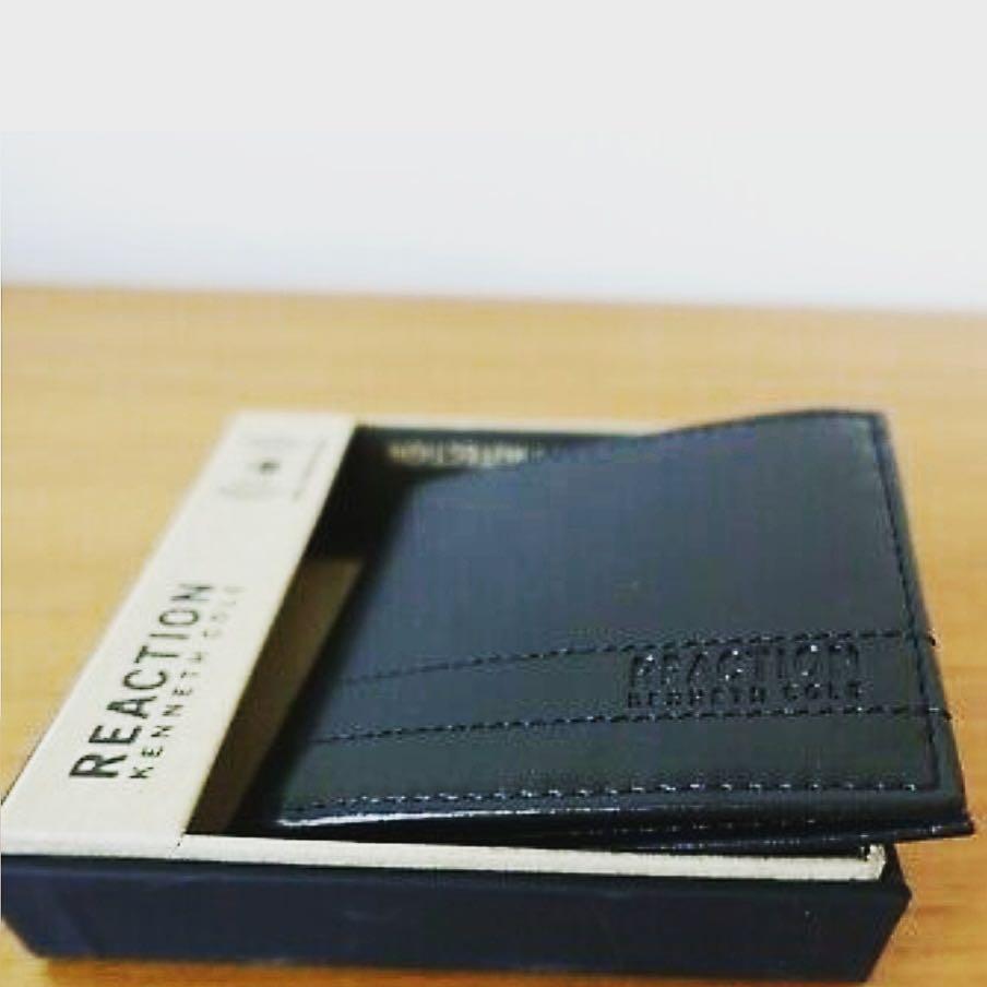 Kenneth Cole Reaction Men’s Wallet, Men's Fashion, Watches ...
