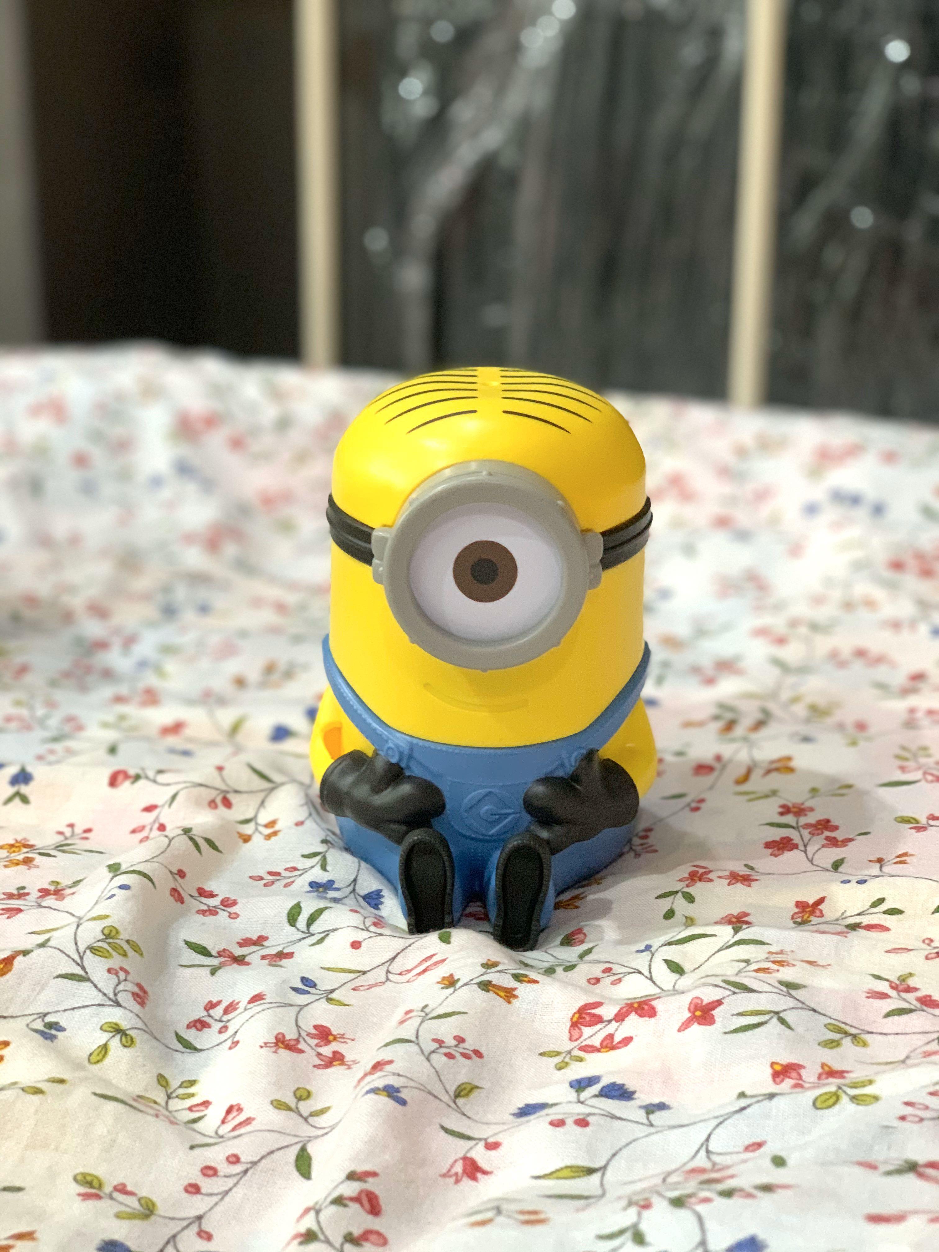 Minion cereal bowl container, Hobbies & Toys, Toys & Games on Carousell