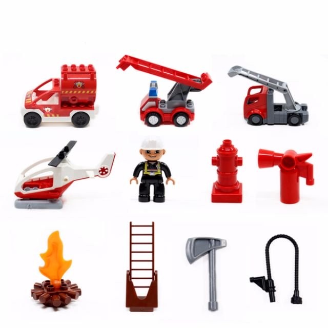 Plastic Bricks - Fireman and Vehicle Set (duplo compatible), Hobbies ...
