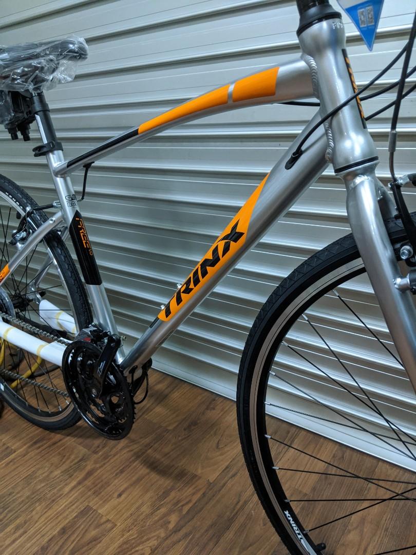 Trinx Free 1.0 Hybrid Bike 700C (Silver), Bicycles & PMDs, Bicycles ...