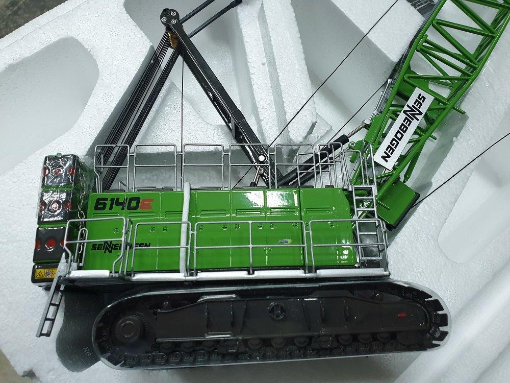 1:50 SENNEBOGEN 6140 CRAWLER CRANE DRAGLINE BUCKET, Hobbies & Toys ...