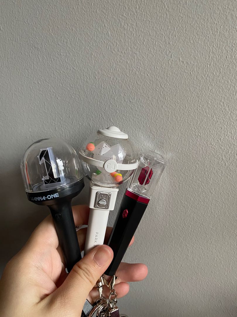 Mini lightstick / keyring, Hobbies & Toys, Memorabilia & Collectibles ...
