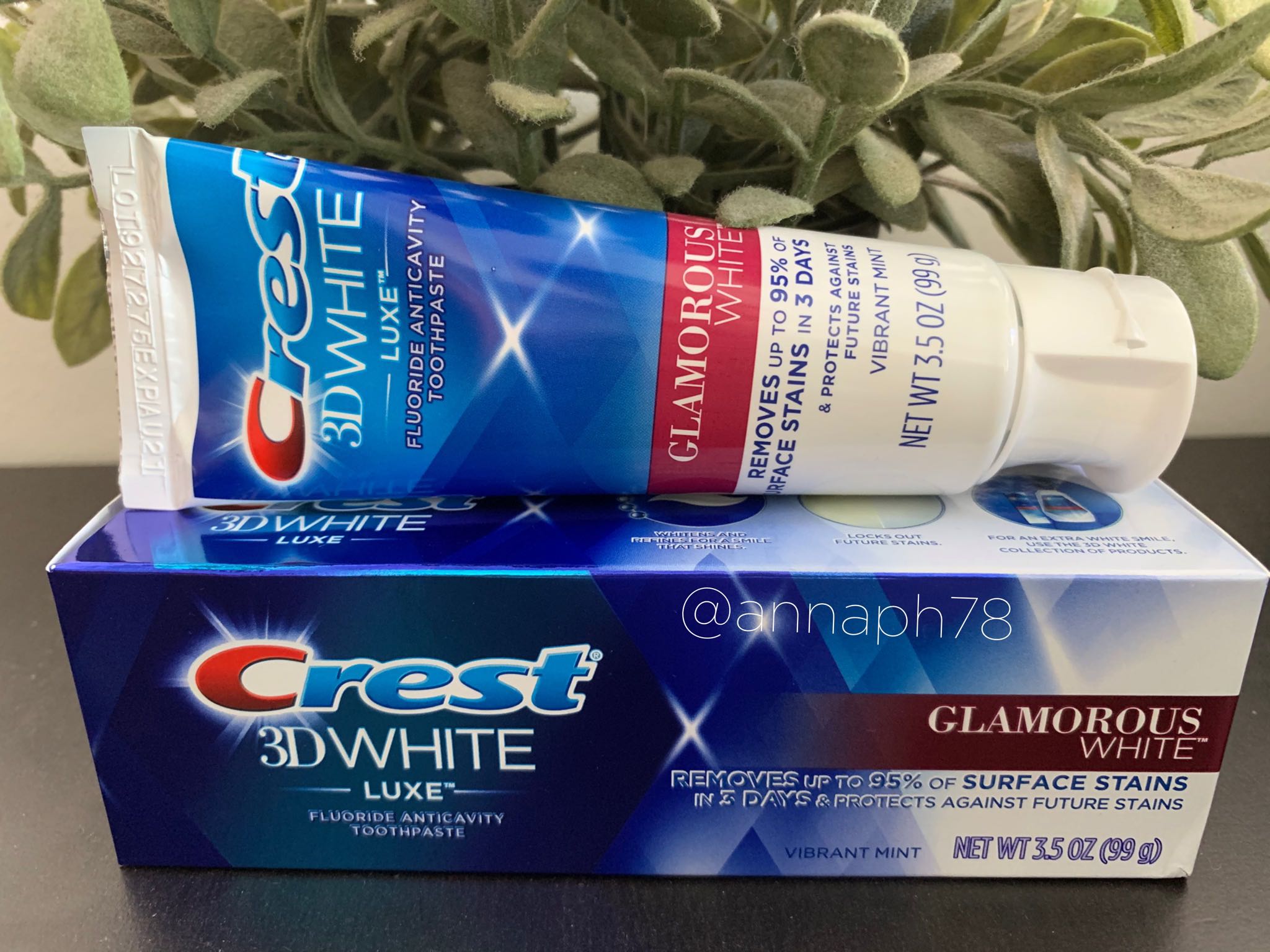 Crest 3D White Luxe Glamorous White Toothpaste, 99g Each, Beauty ...