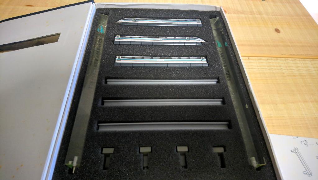 SMT Shanghai Maglev Transportation Siemens Transrapid Train Collectible ...